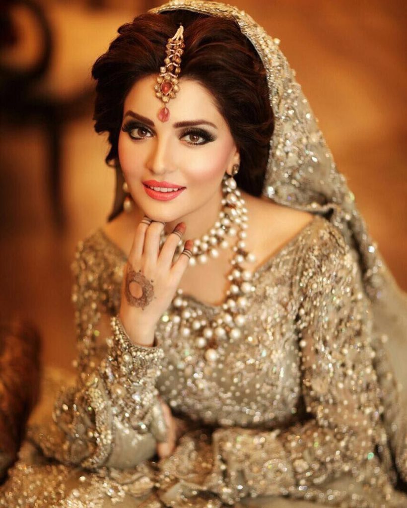 Bridal Makeup - Wedding Makeup Looks Ideas for Bride by Kashee's